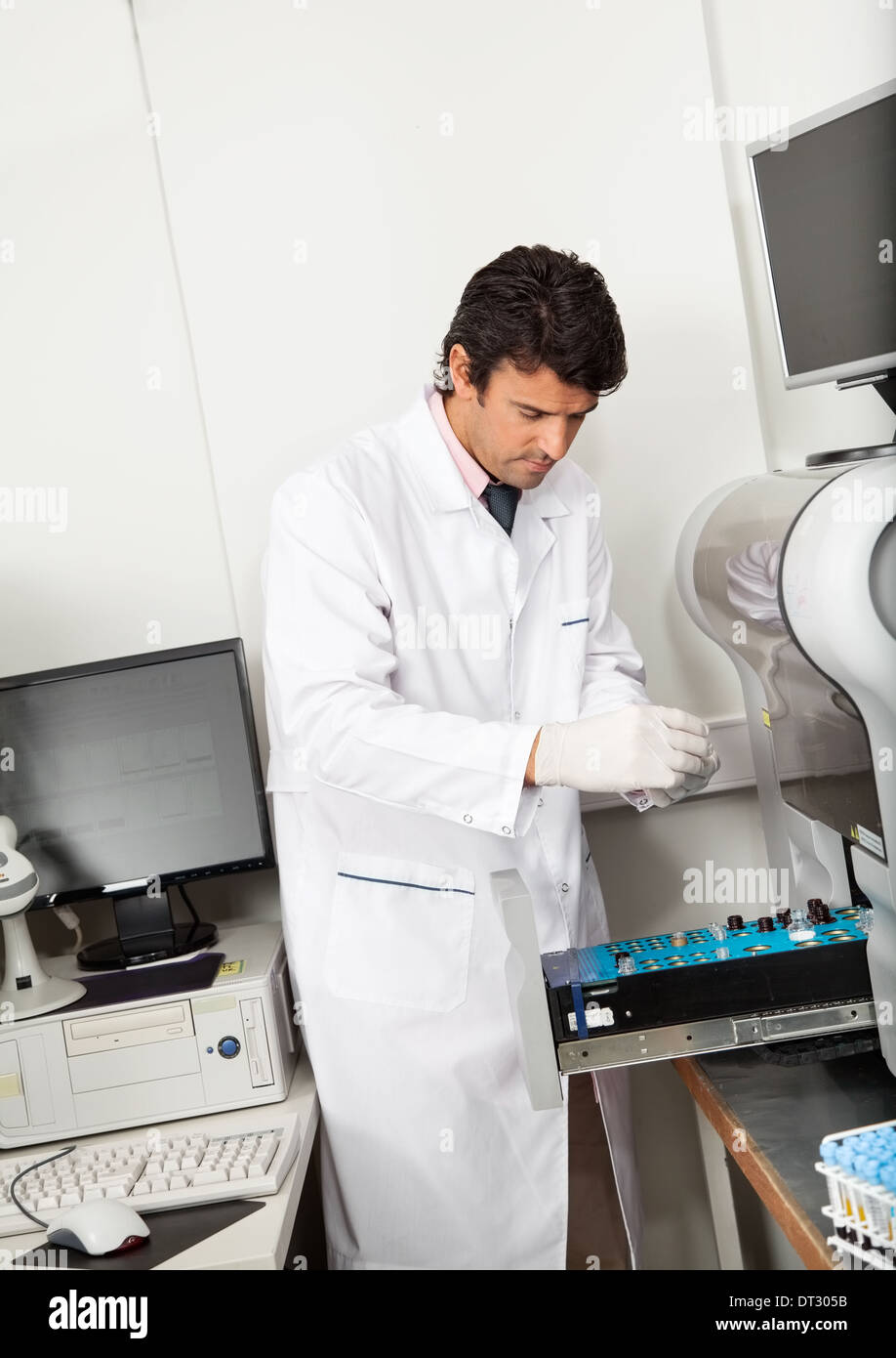 Coagulation analyzer hi-res stock photography and images - Alamy