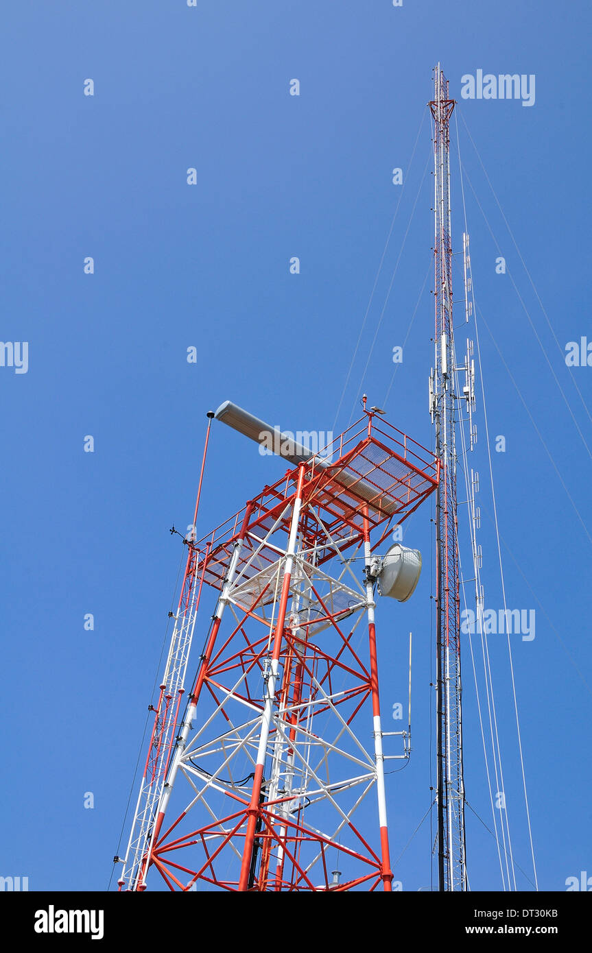 Radio towers on signal hi-res stock photography and images - Alamy