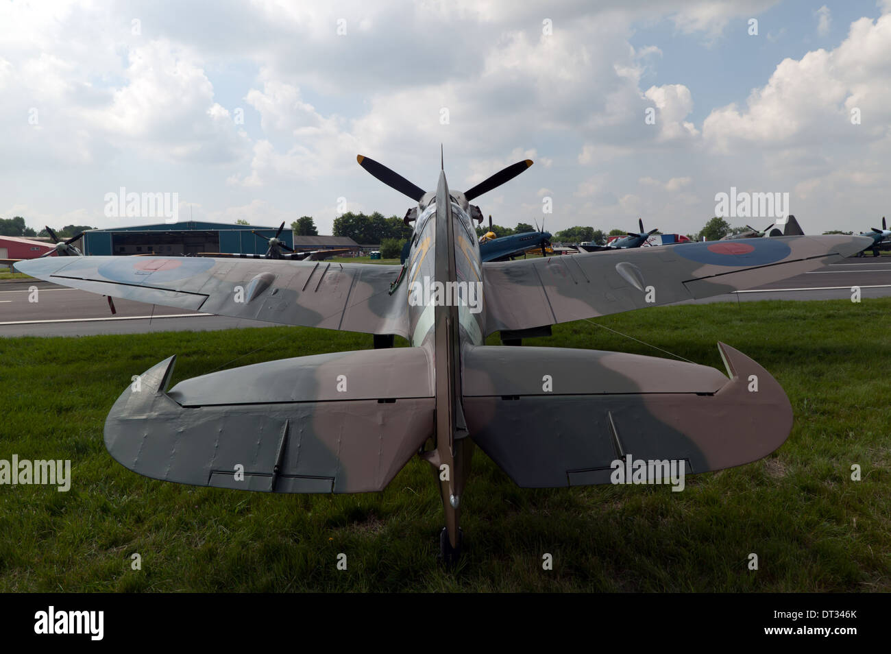 Spitfire mk vb hi-res stock photography and images - Alamy
