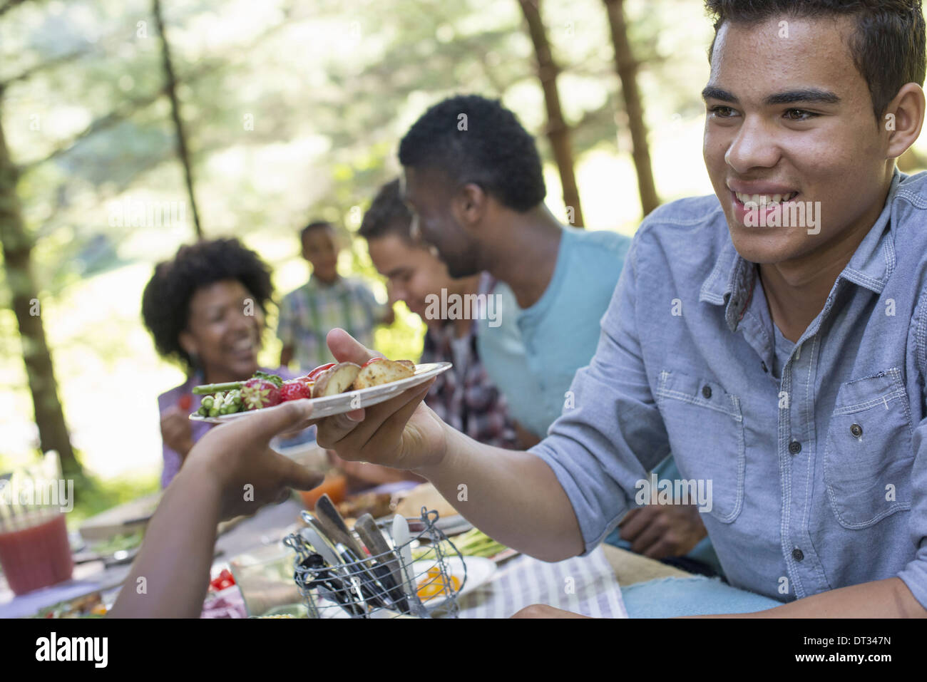 Teenage parents hi-res stock photography and images - Alamy