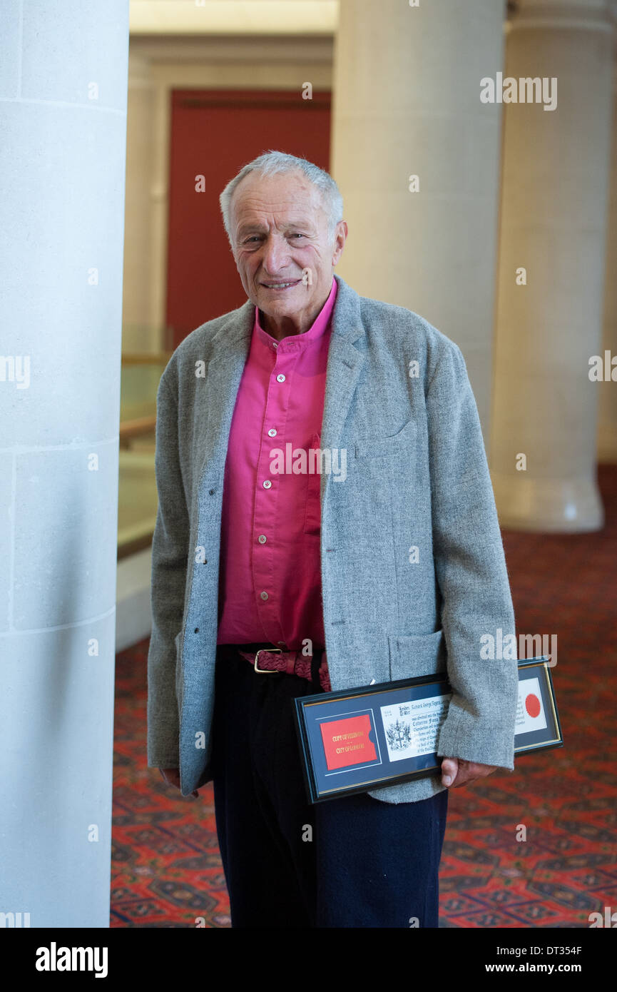 Richard Rogers, Lord Rogers of Riverside, receives the Freedom of the ...