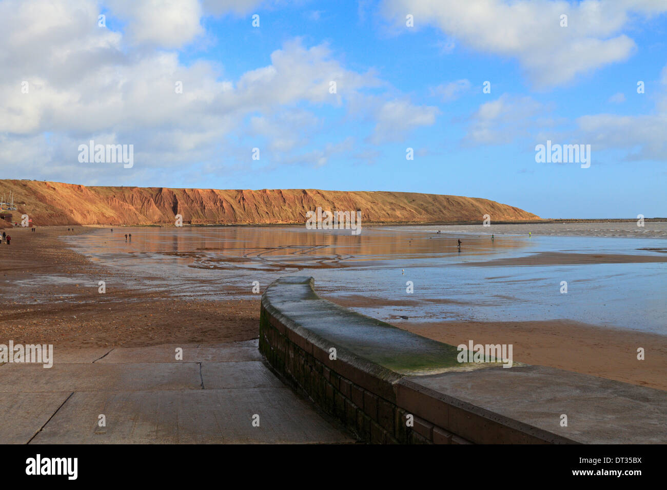 Coble landing filey hi-res stock photography and images - Alamy