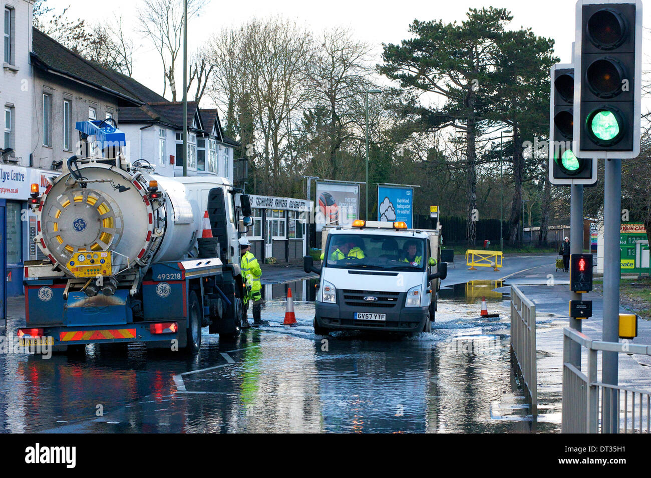 Whyteleafe, Purley, Surrey. Friday 7th February 2014. Flooding closes ...
