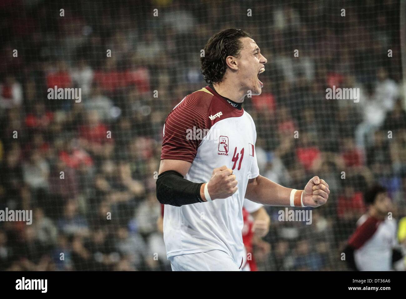 Qatar vs bahrain hi-res stock photography and images - Alamy