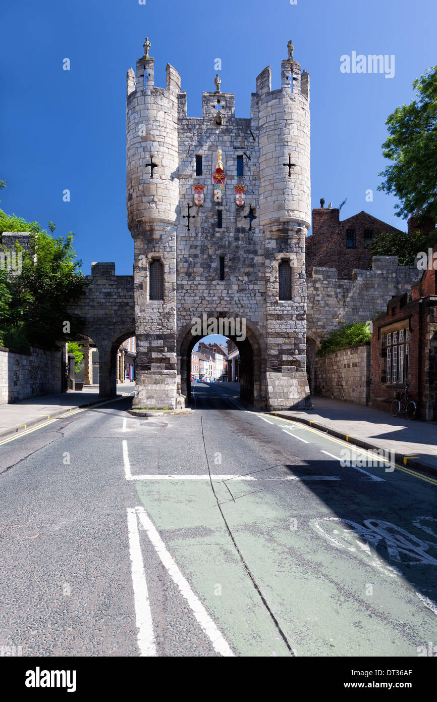 Medieval gate city york hi-res stock photography and images - Alamy