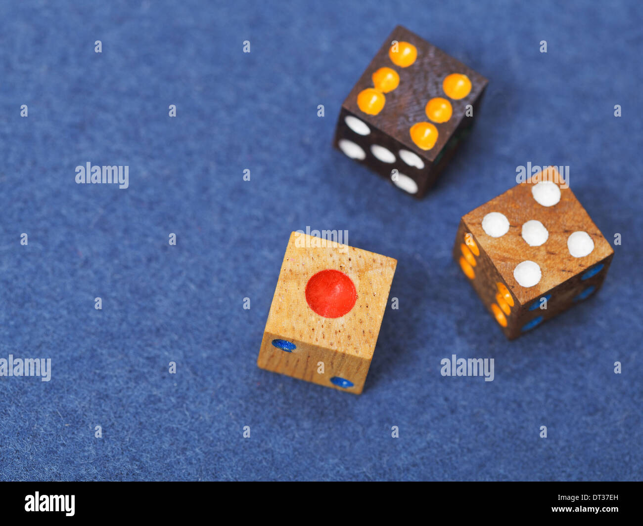 Dice number on wood table hi-res stock photography and images - Alamy