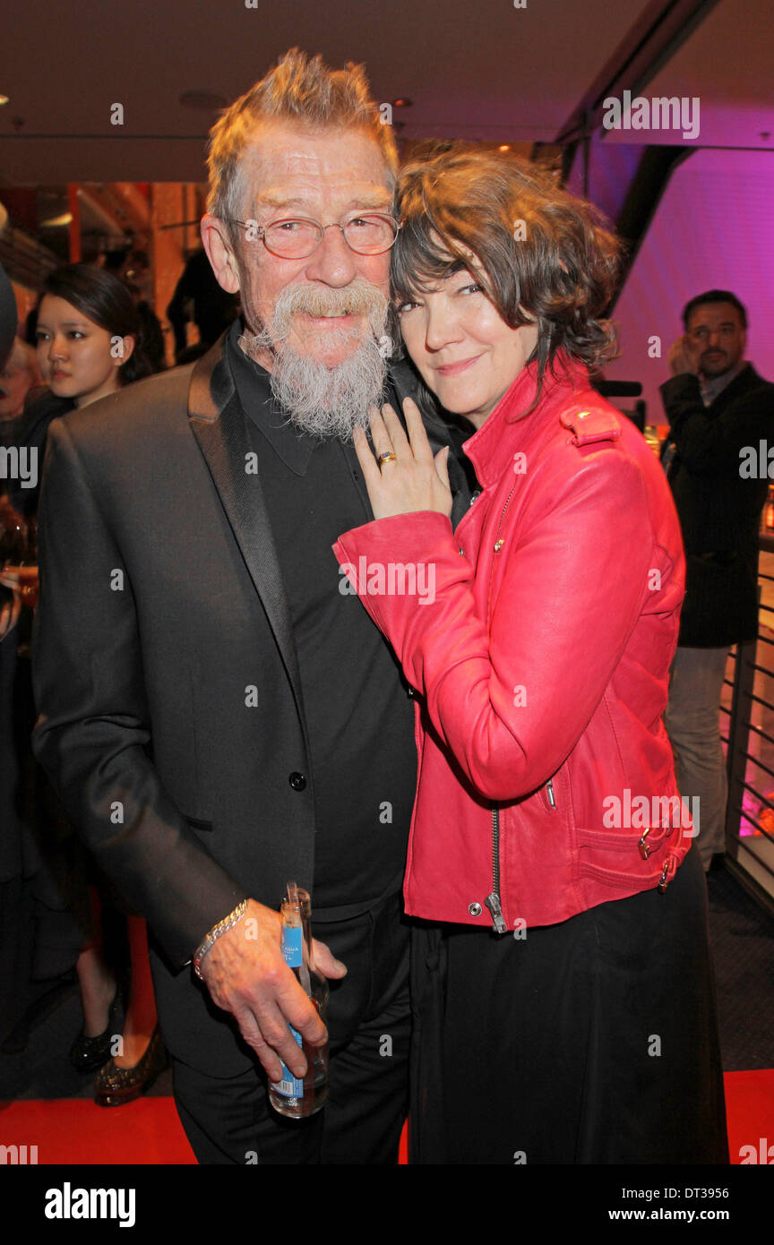 John hurt wife anwen rees hi-res stock photography and images - Alamy