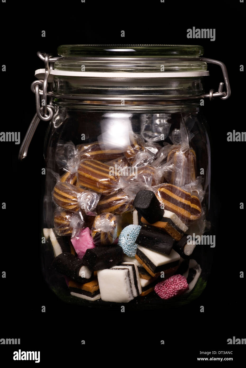 Jar of sweets hi-res stock photography and images - Alamy