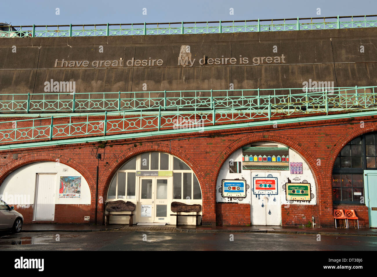 Brighton quirky shops hi-res stock photography and images - Alamy