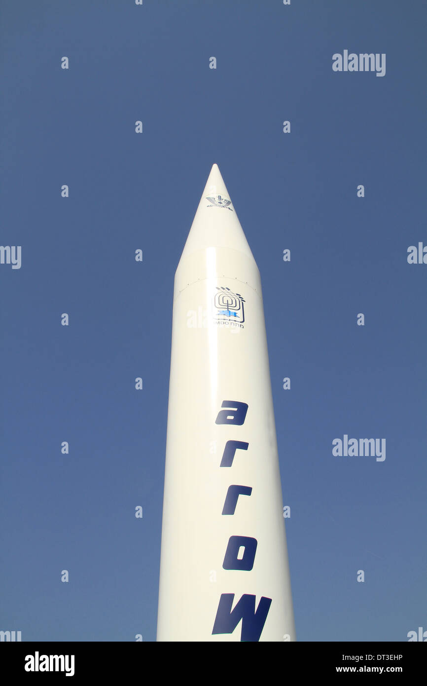 3 arrow hi-res stock photography and images - Alamy