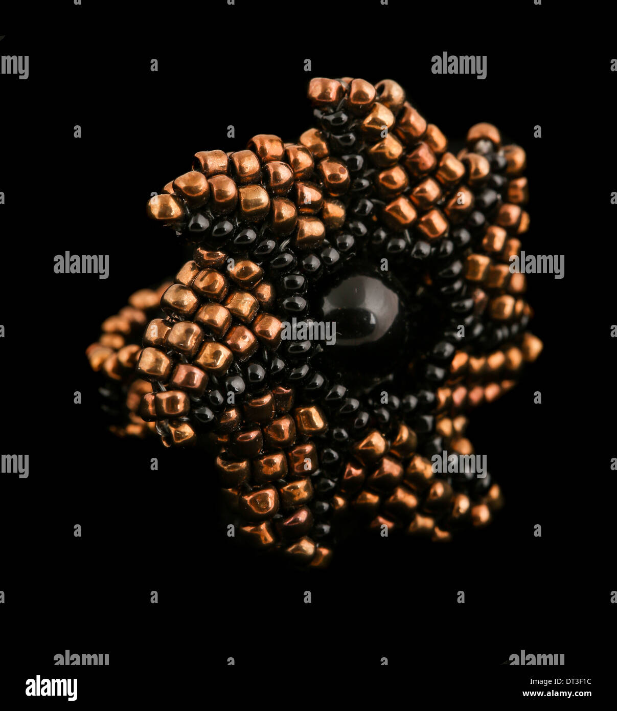 Pearl cluster hi-res stock photography and images - Alamy