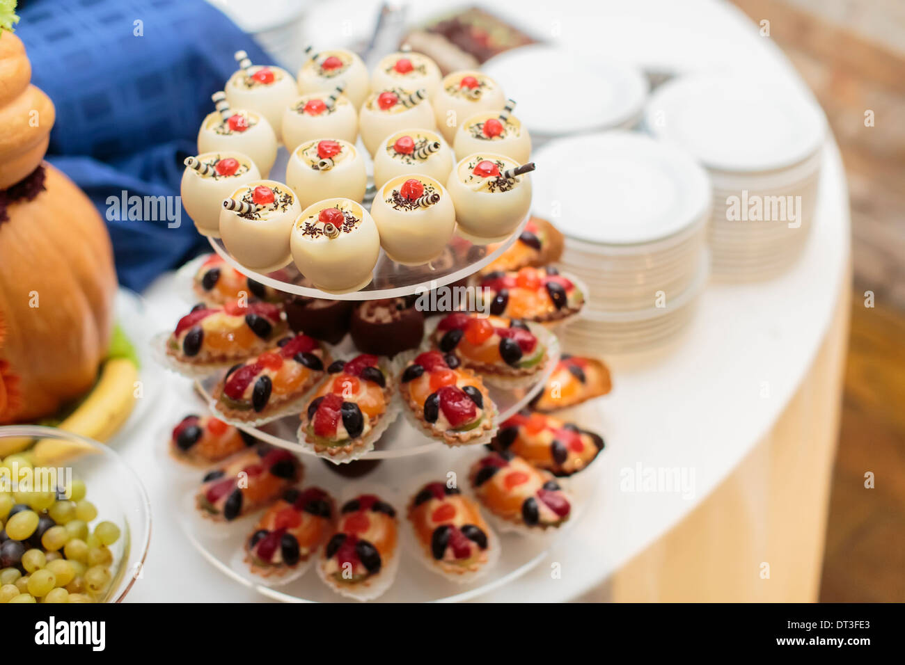 Dessert food detail hi-res stock photography and images - Alamy