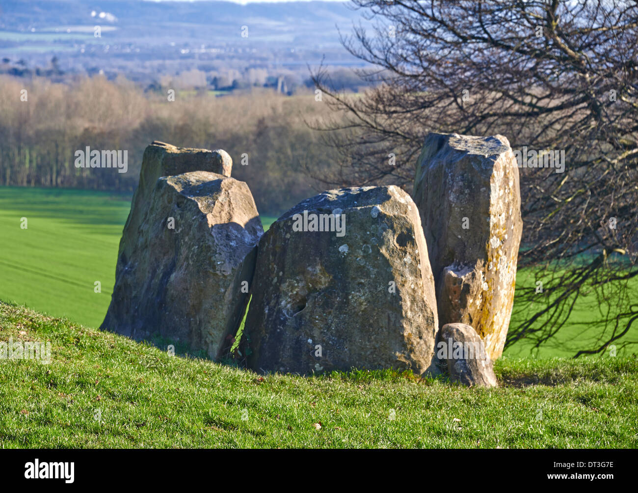 The Coldrum Long Barrow, also known as the Coldrum Stones, are the ...