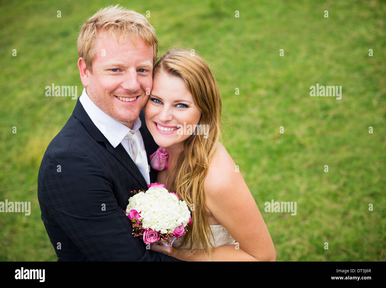 Wedding Couple, Bride and Groom Just Married Stock Photo - Alamy
