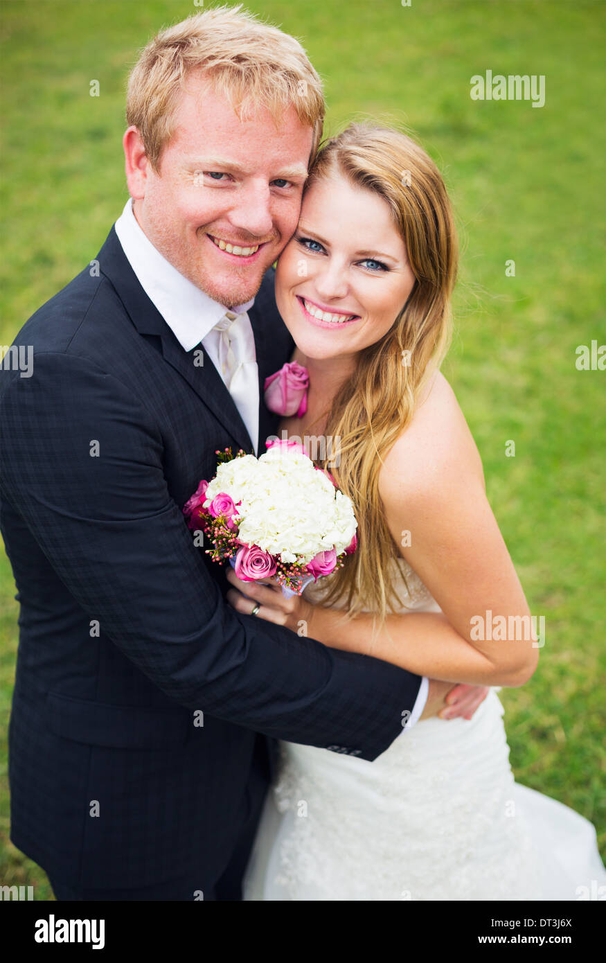 Funny wedding couple hi-res stock photography and images - Alamy