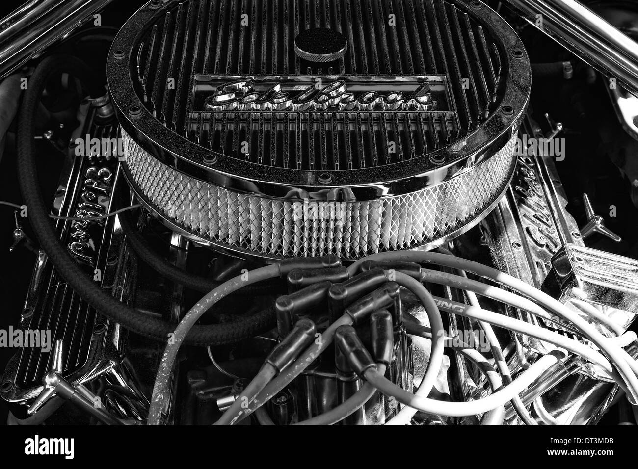 Ford mustang engine hi-res stock photography and images - Alamy