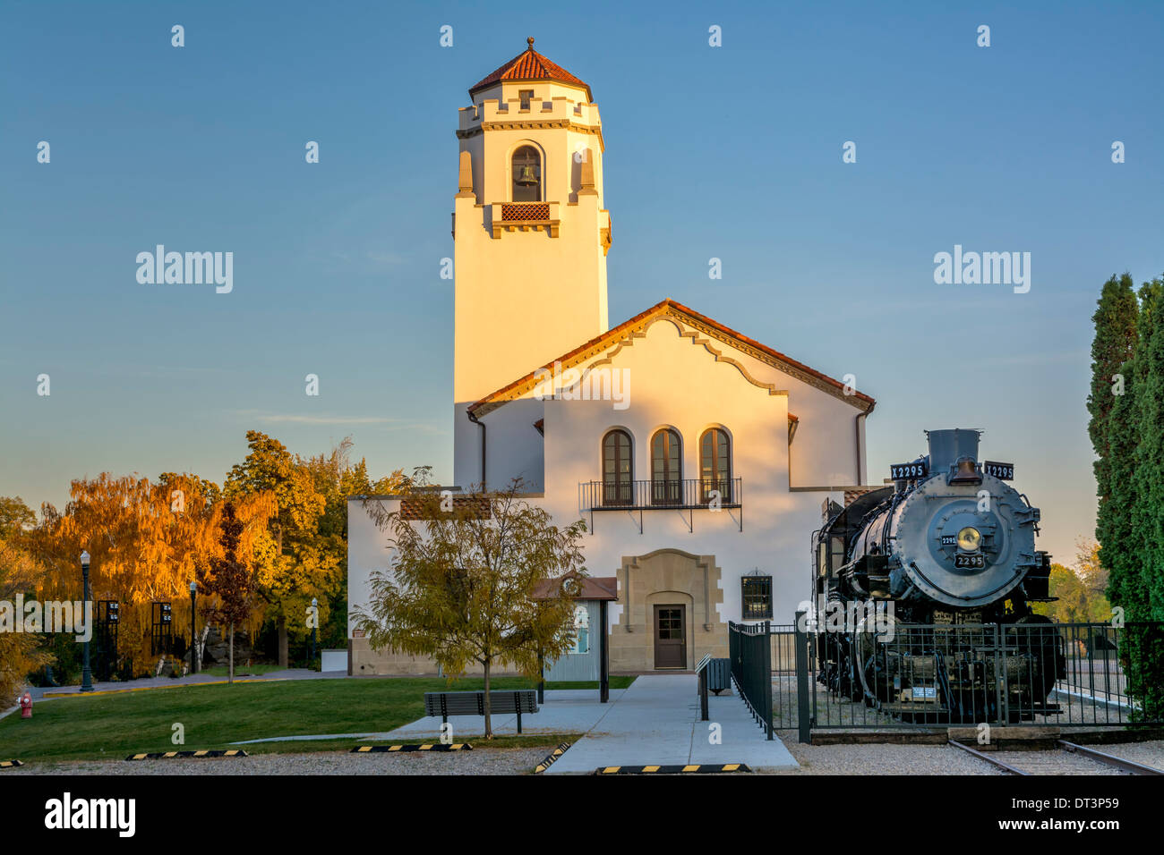 Fall colors at the Boise Idaho train depot Stock Photo - Alamy