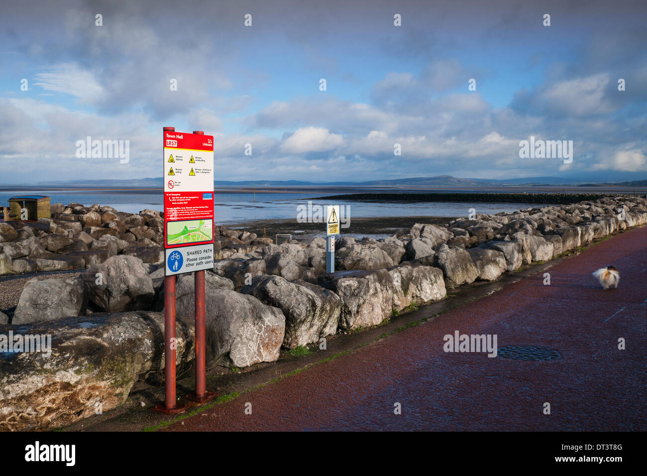 Hard engineering coastal defences sea hi-res stock photography and ...