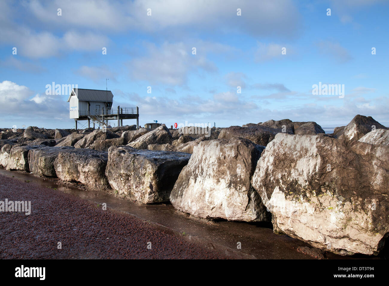Groyne permeable hi-res stock photography and images - Alamy