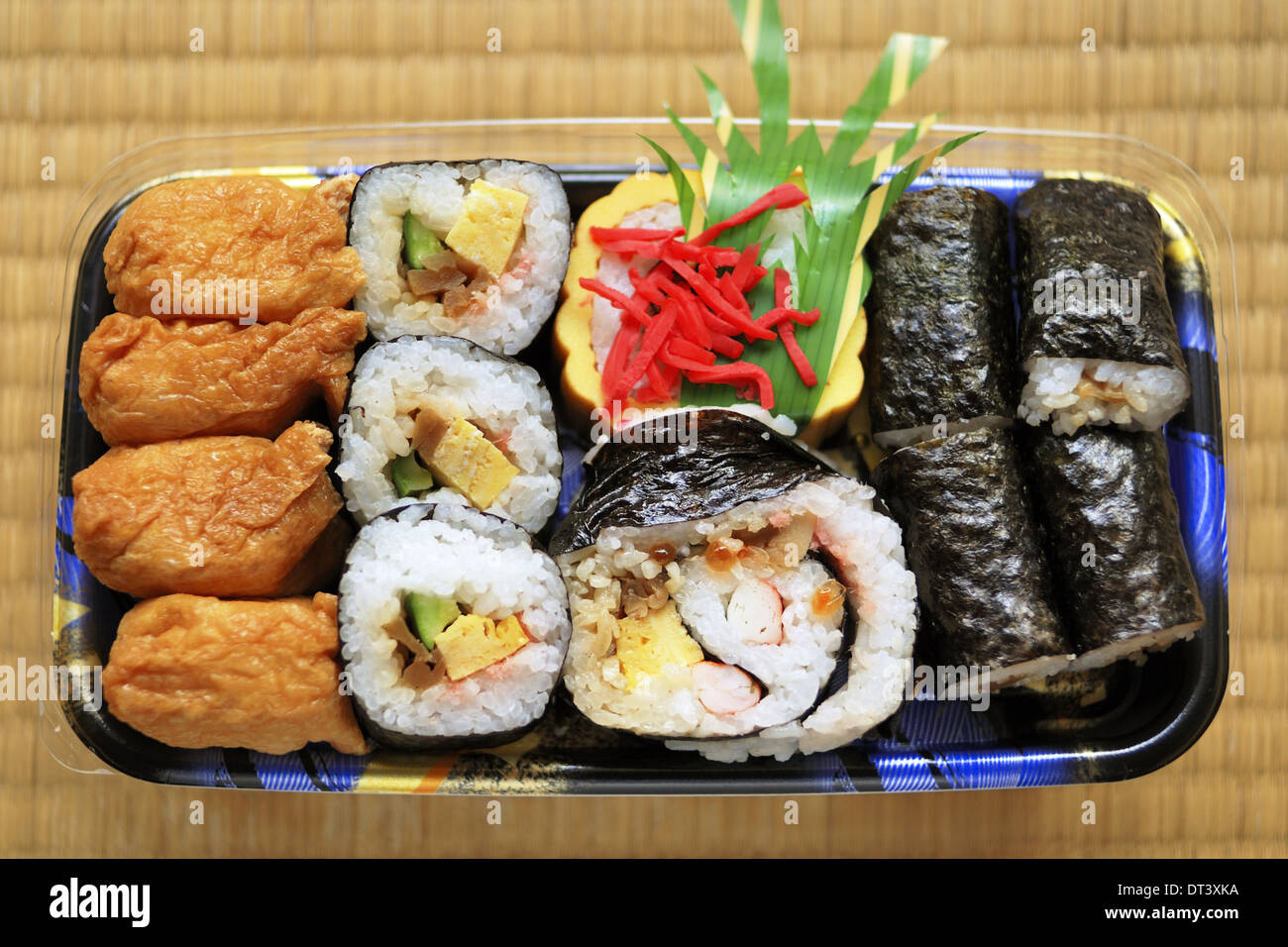 Japanese bento wrap hi-res stock photography and images - Alamy