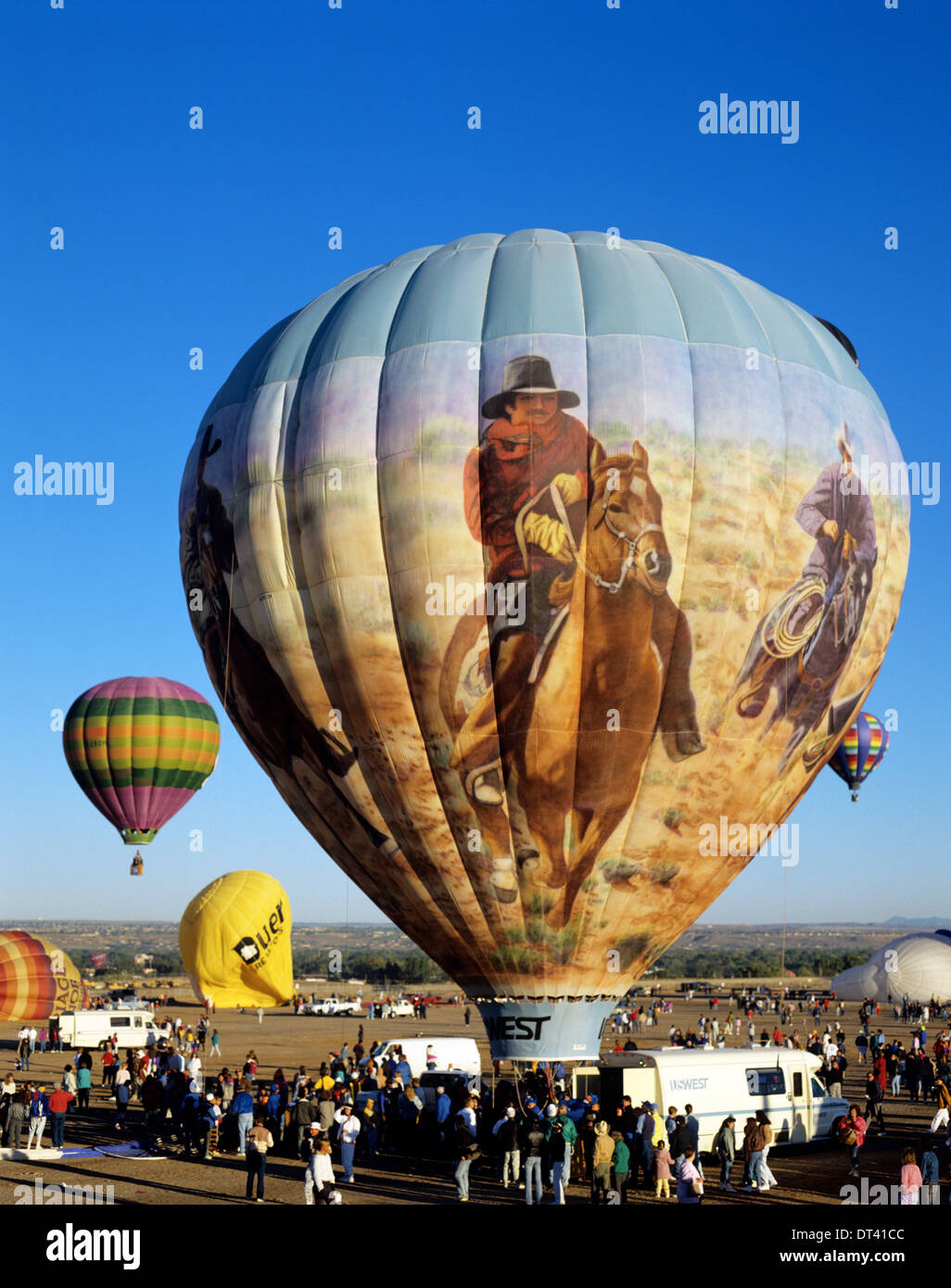 Hot air balloon display hi-res stock photography and images - Alamy