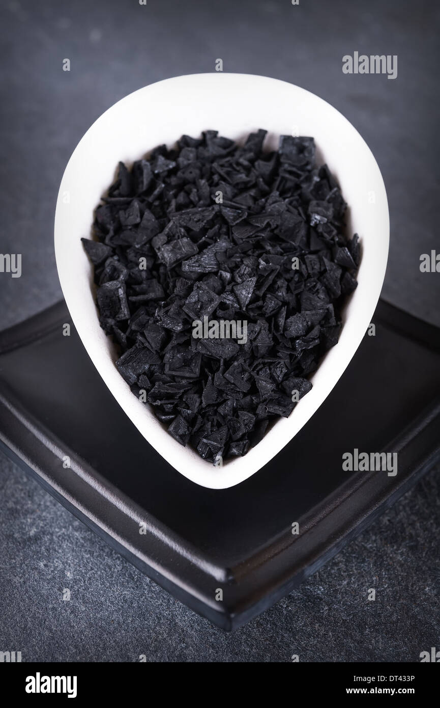 Black salt flakes of cyprus in the bowl Stock Photo - Alamy