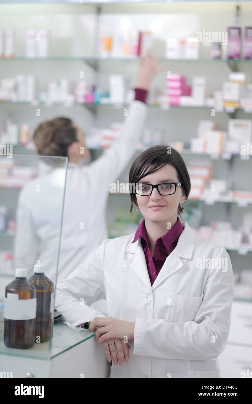 Pharmacist team hi-res stock photography and images - Alamy