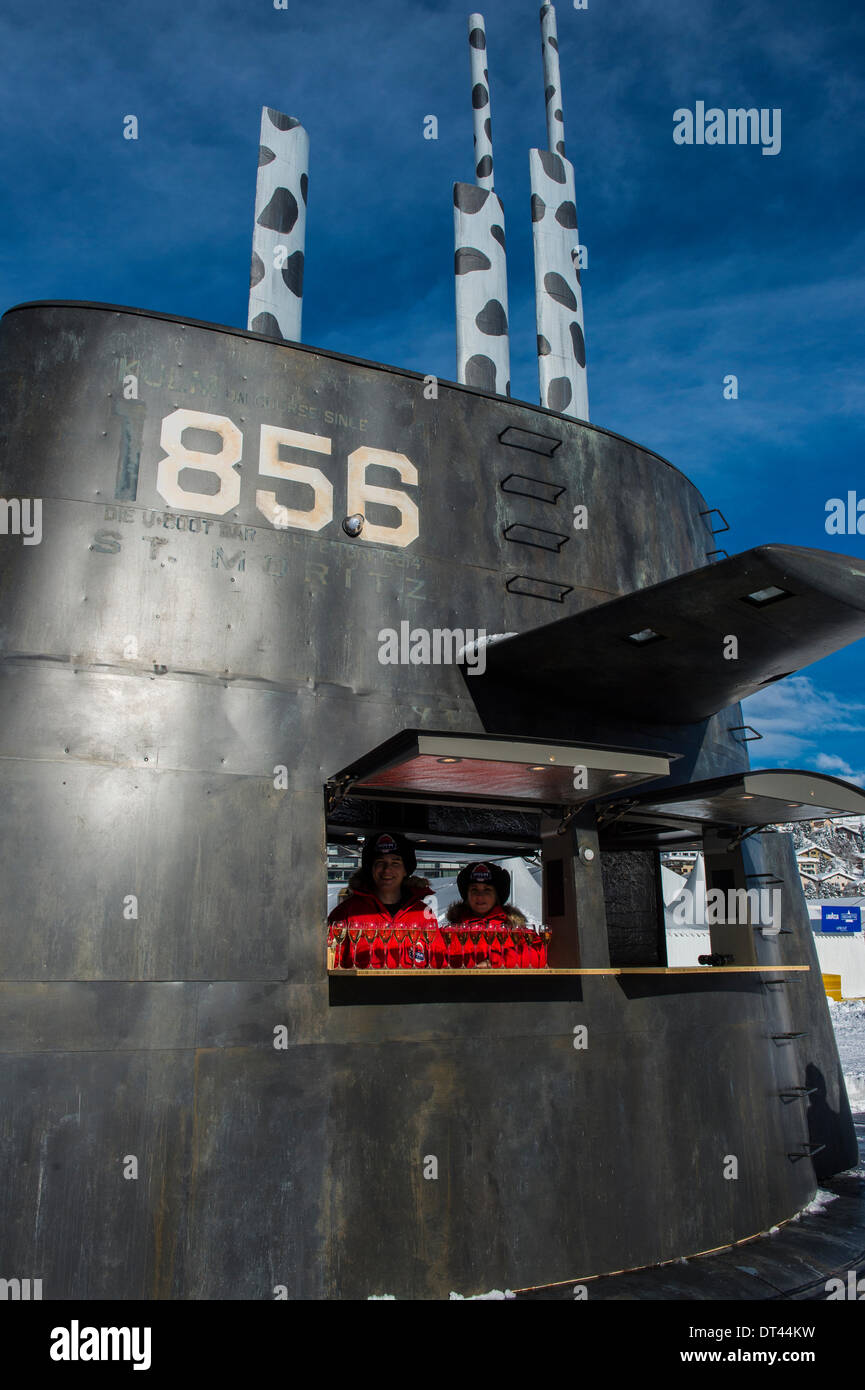 Submarine sail fin hi-res stock photography and images - Alamy