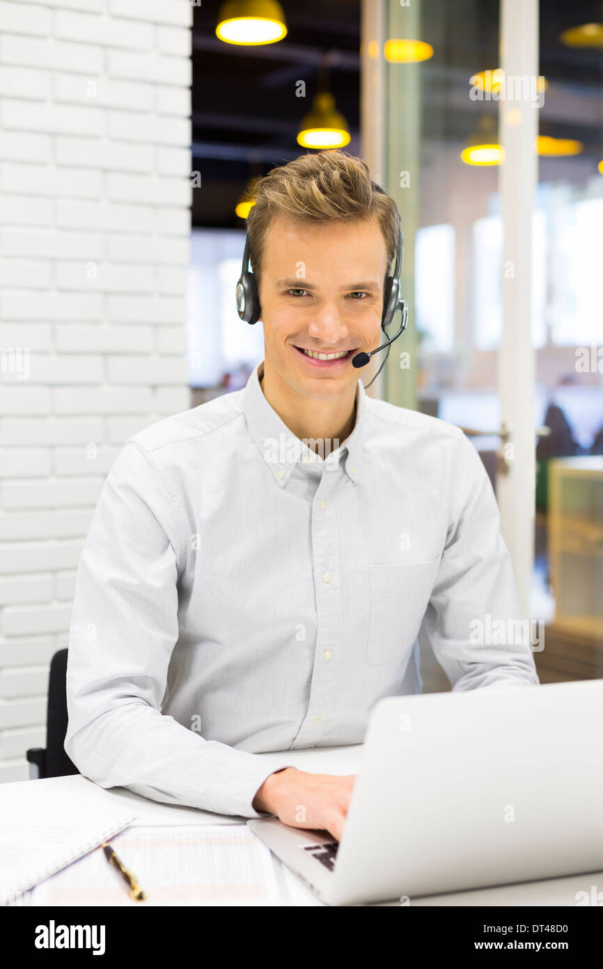 Video conference camera hi-res stock photography and images - Alamy