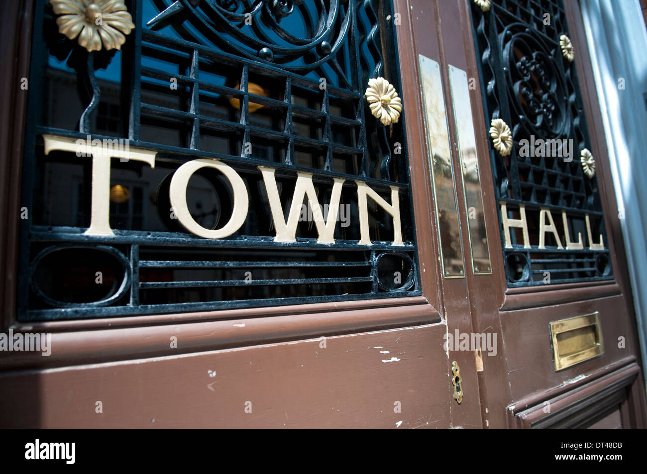Town Hall Sign Uk High Resolution Stock Photography and Images - Alamy