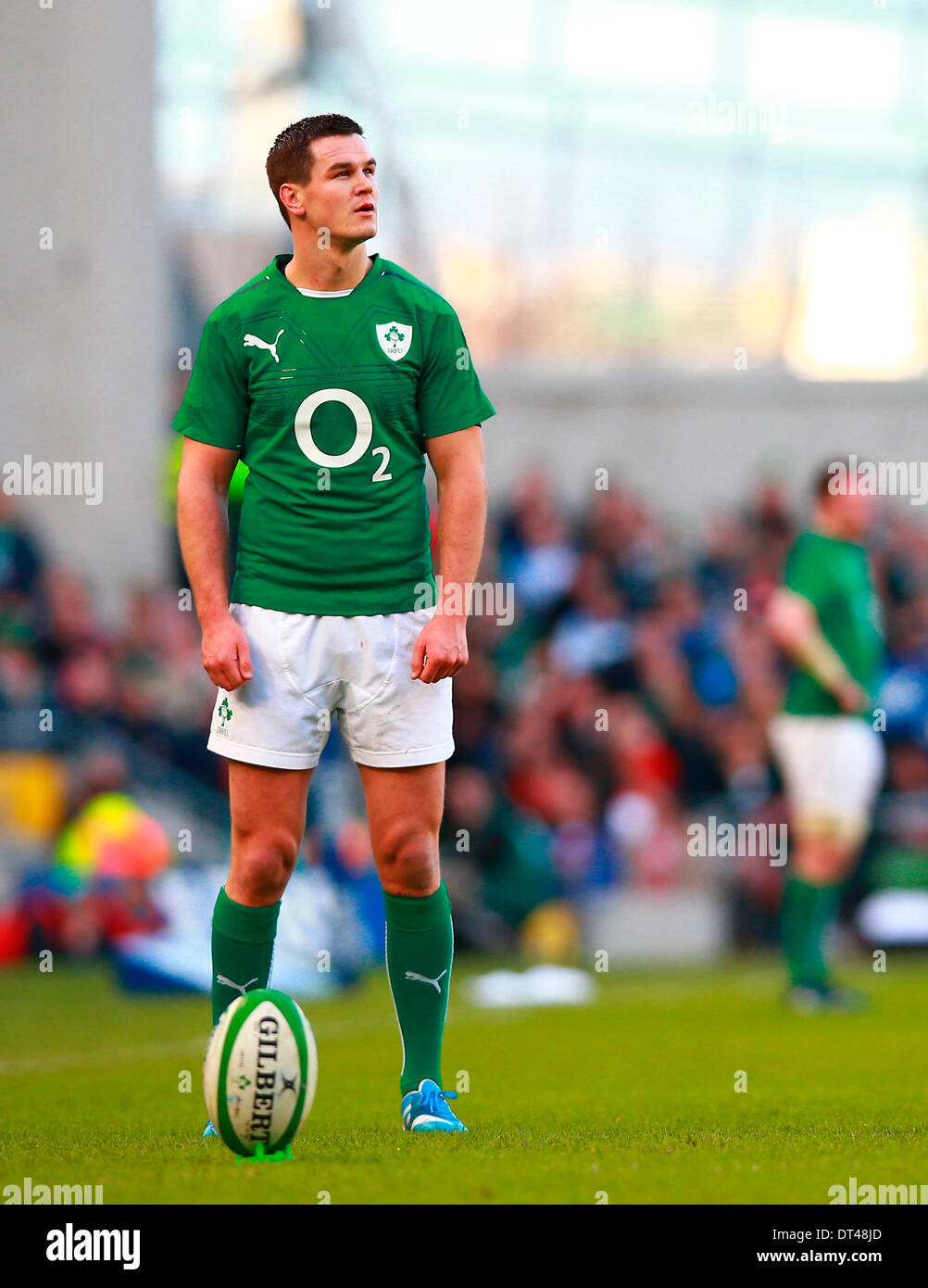 Dublin, Ireland. 08th Feb, 2014. Johnny Sexton (Ireland) lines up a ...