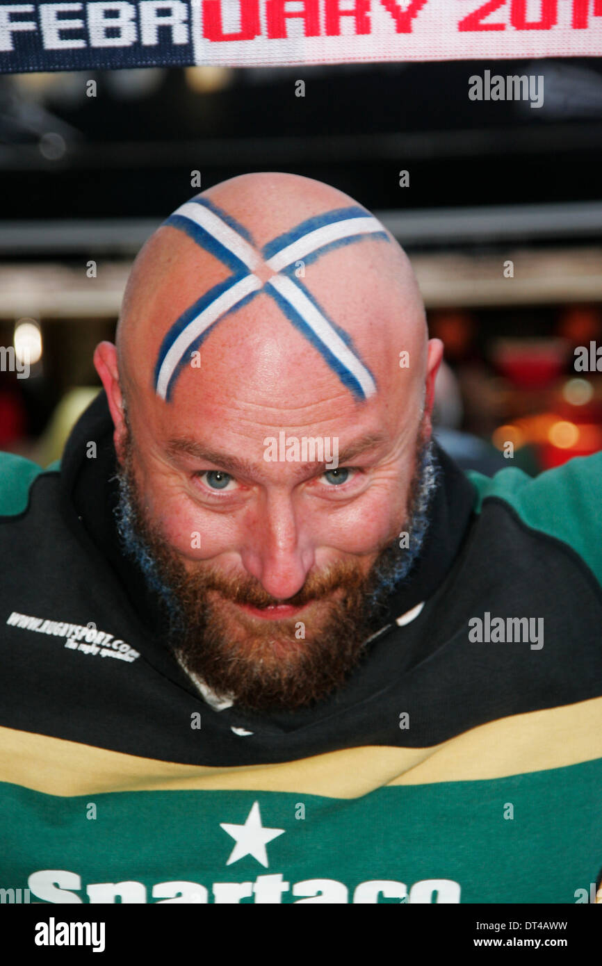 Scottish fan hi-res stock photography and images - Alamy