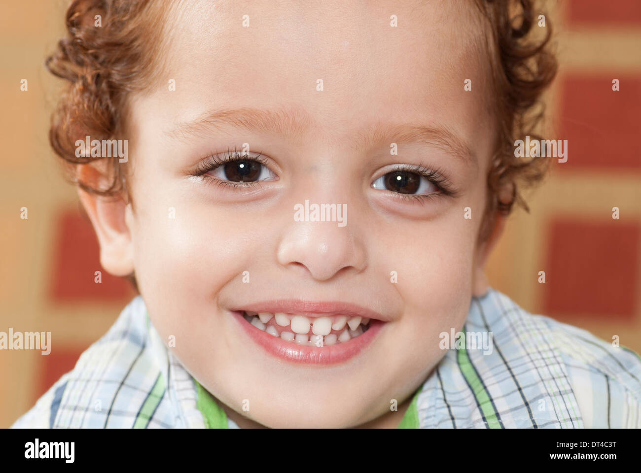 Happy little boy Stock Photo - Alamy