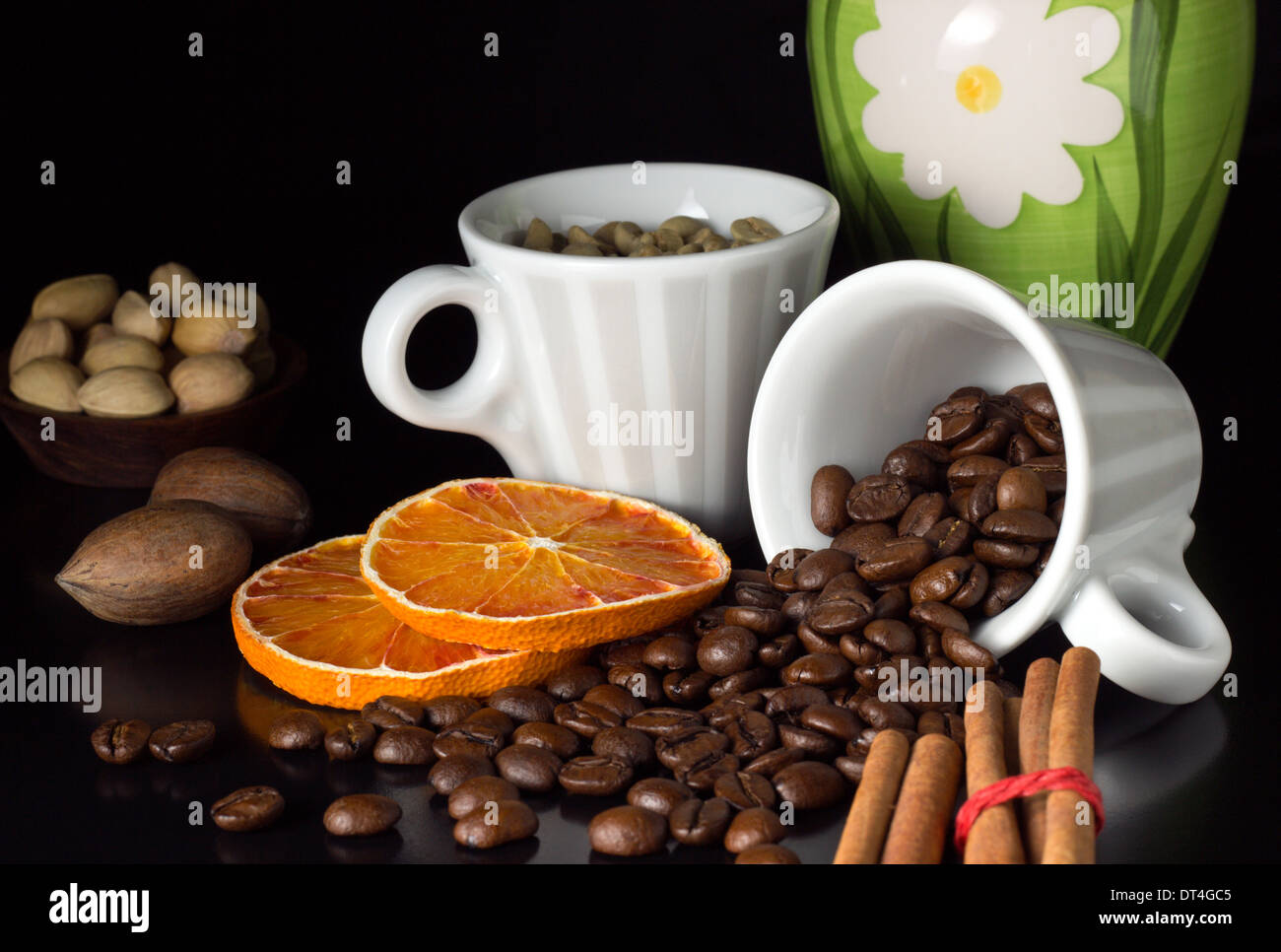 Orange beans hi-res stock photography and images - Alamy