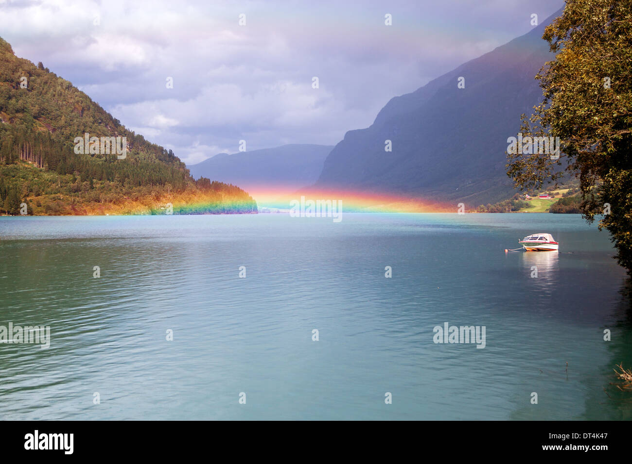 Rainbow boat tree hi-res stock photography and images - Alamy