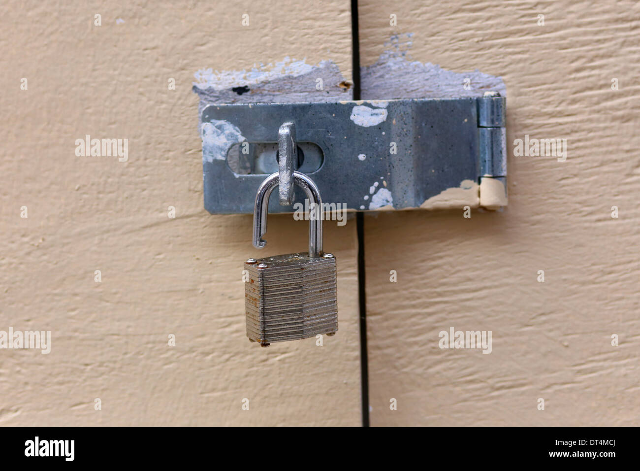 Hasp hi-res stock photography and images - Alamy