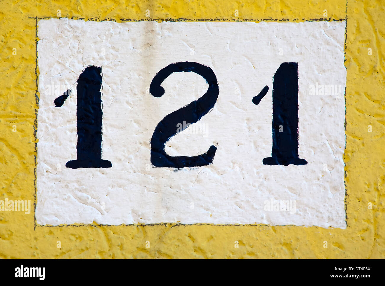 House number 121 sign hi-res stock photography and images - Alamy