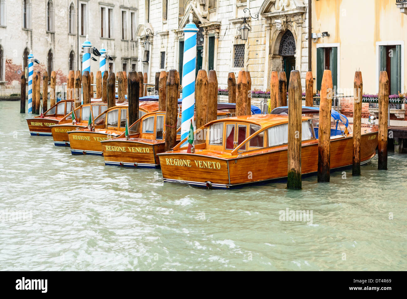 Powerboats speedboats hi-res stock photography and images - Alamy