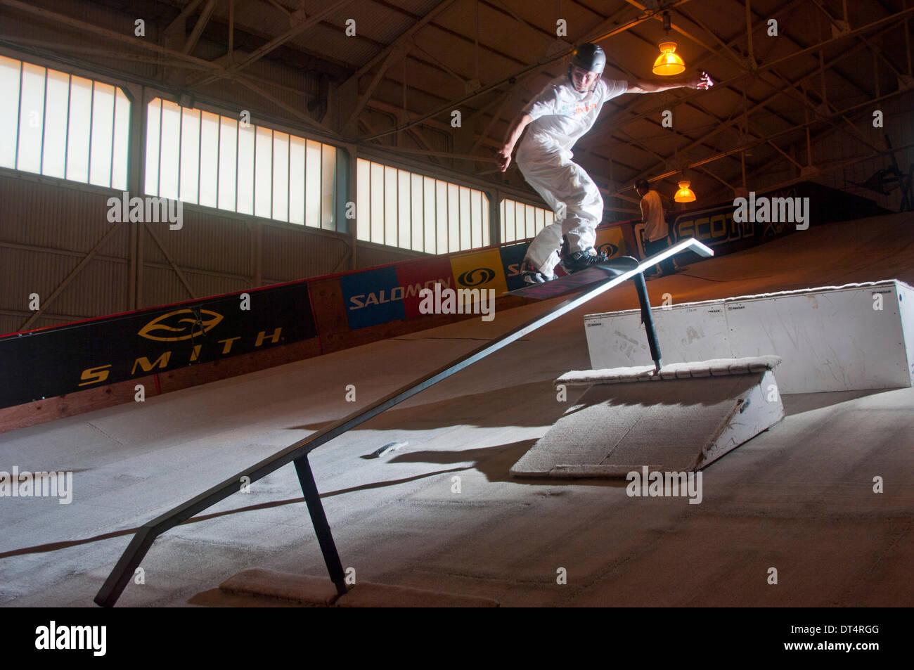 Snowboard slopestyle rail olympics hi-res stock photography and images ...