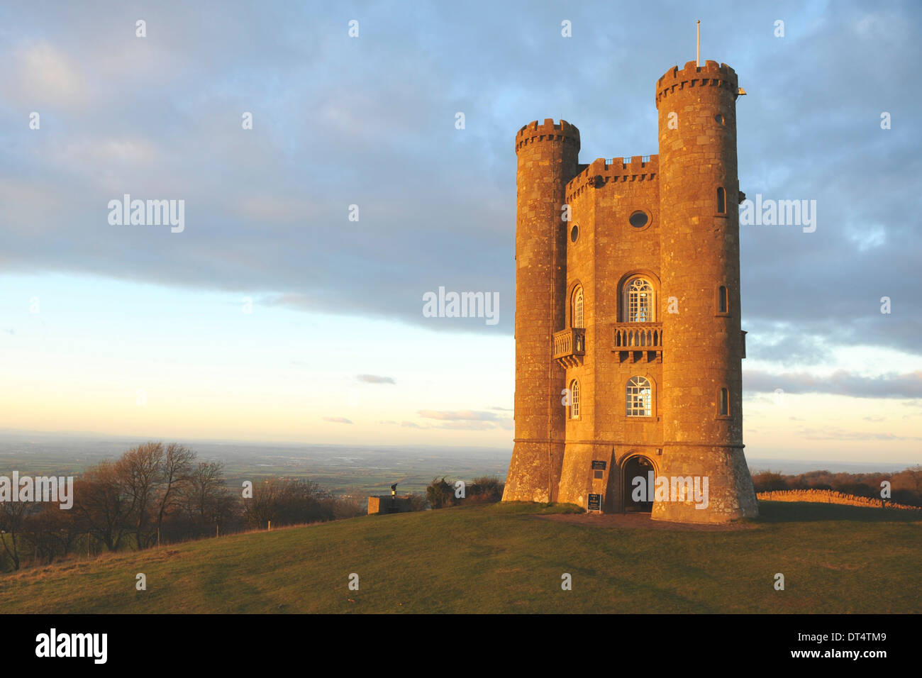 Broadway Tower is a stone folly on Broadway Hill in the Cotswolds Stock ...