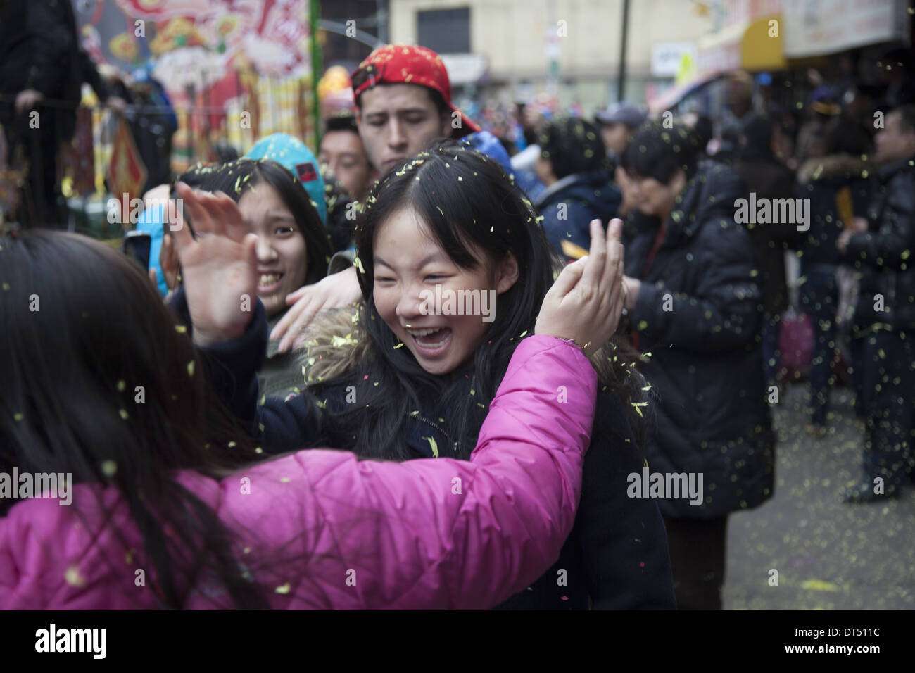 Celebration parade spectators hi-res stock photography and images - Alamy