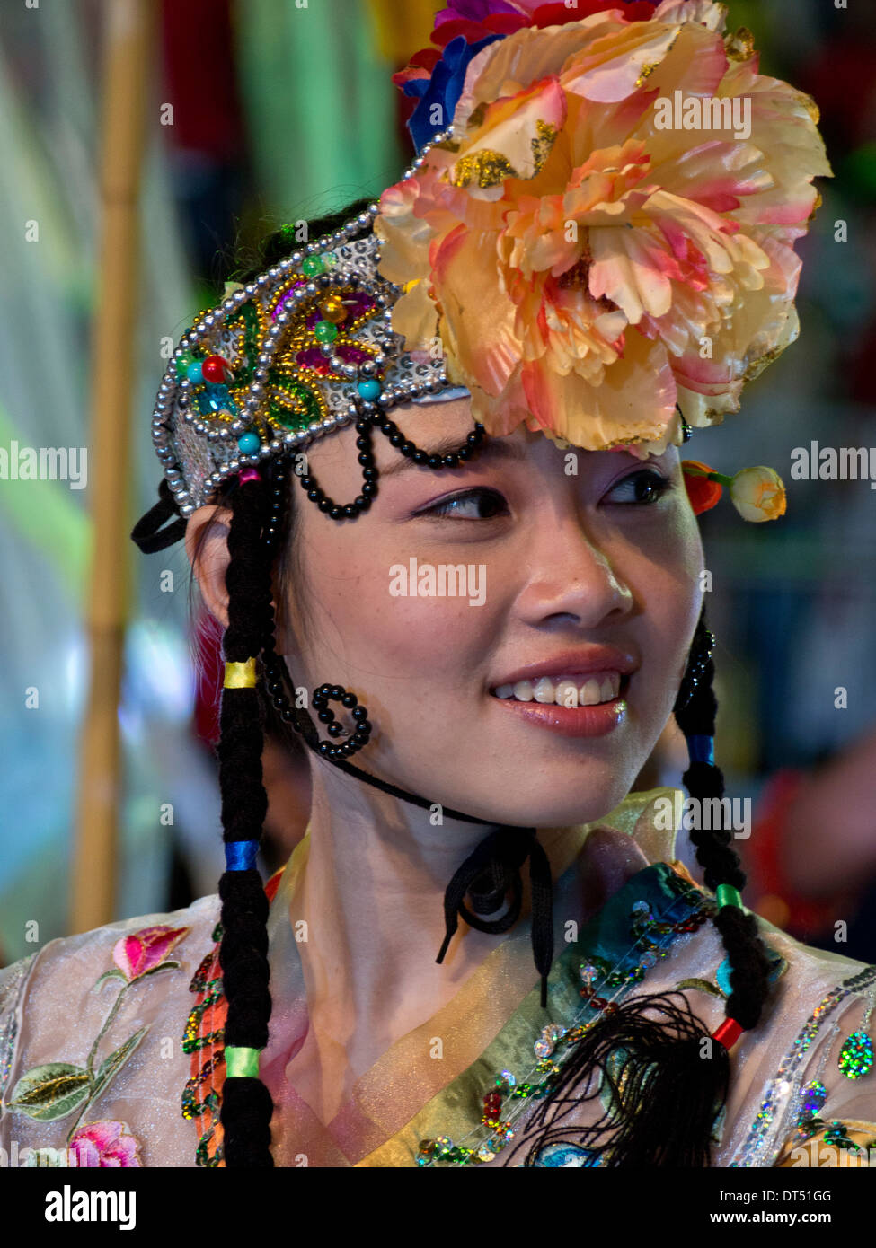 Dancers and performers in traditional costumes at the yearly Chingay ...