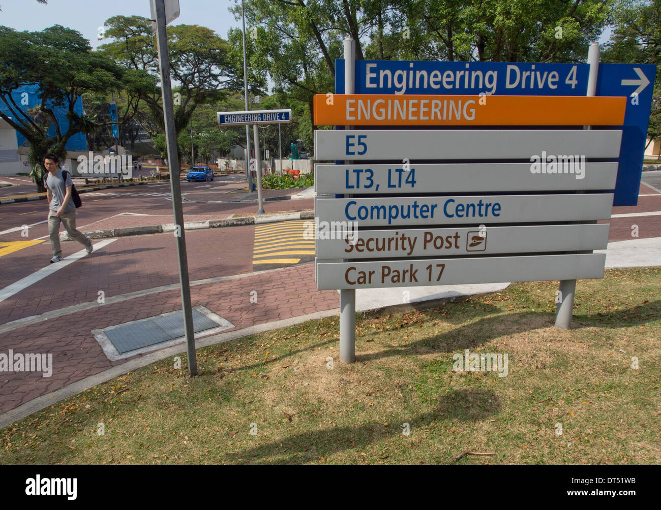 Student at the Engineering faculty. NUS Campus, National University ...