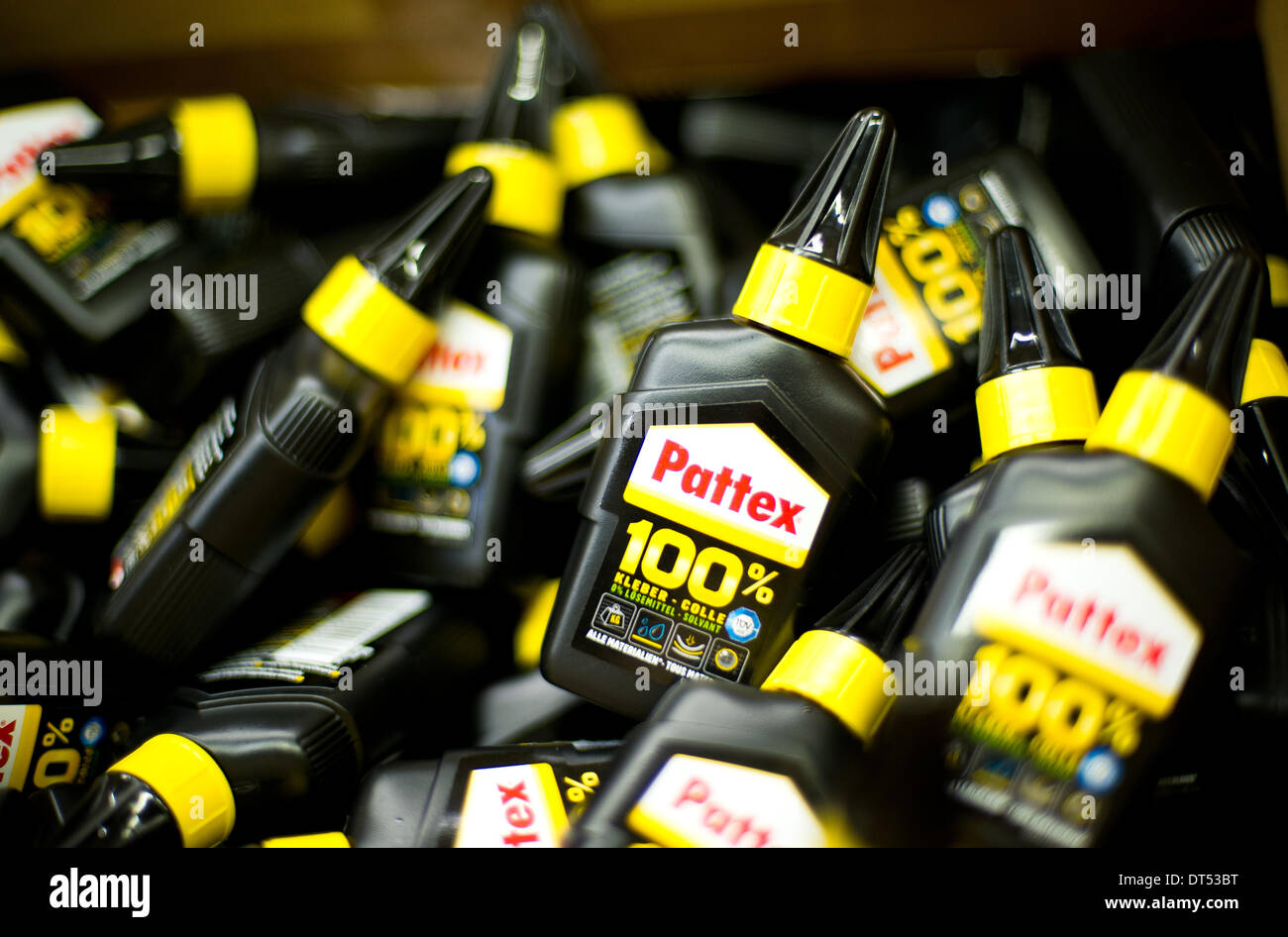 Pattex hi-res stock photography and images - Alamy