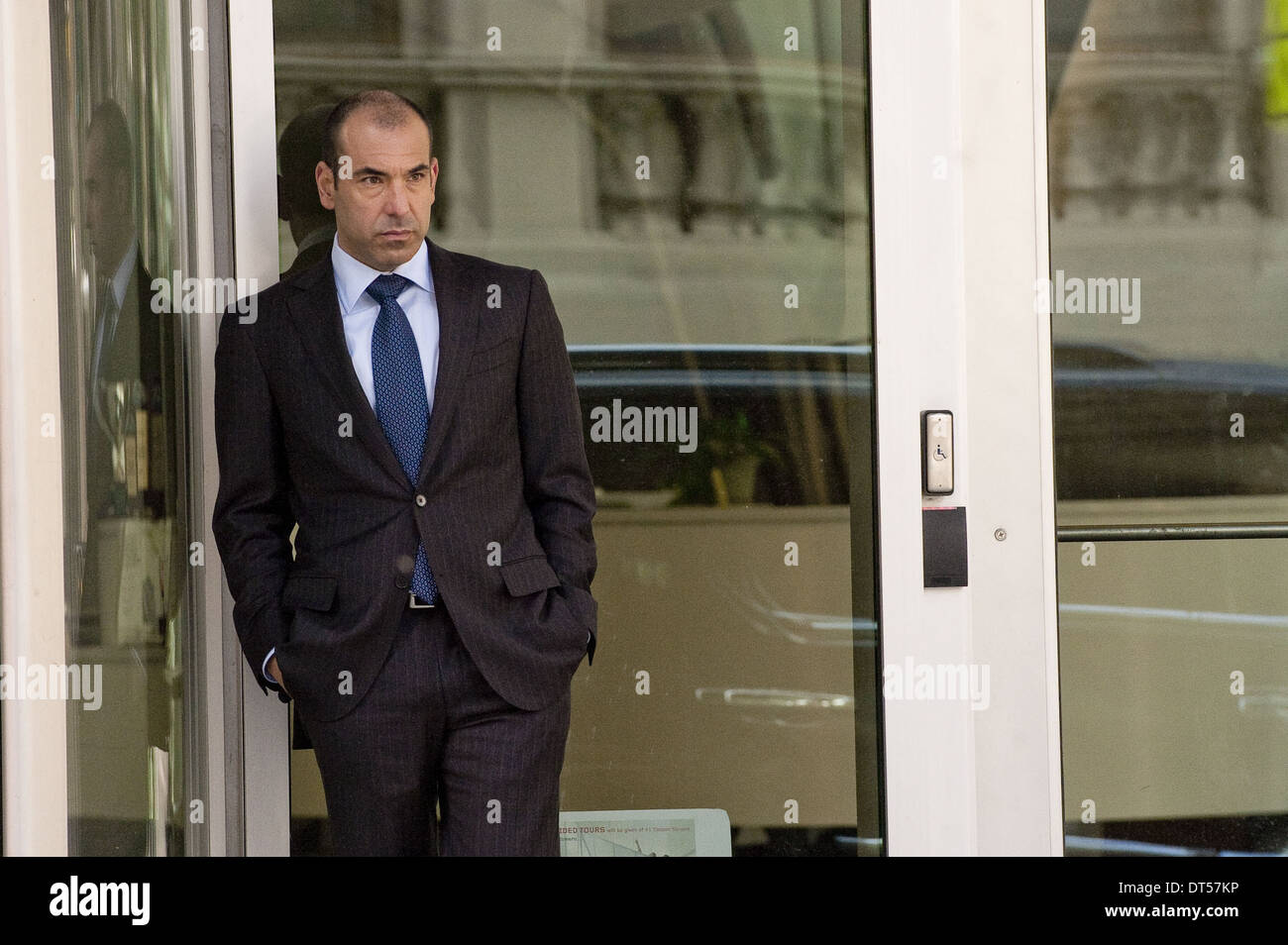 Rick Hoffman Suits High Resolution Stock Photography and Images - Alamy