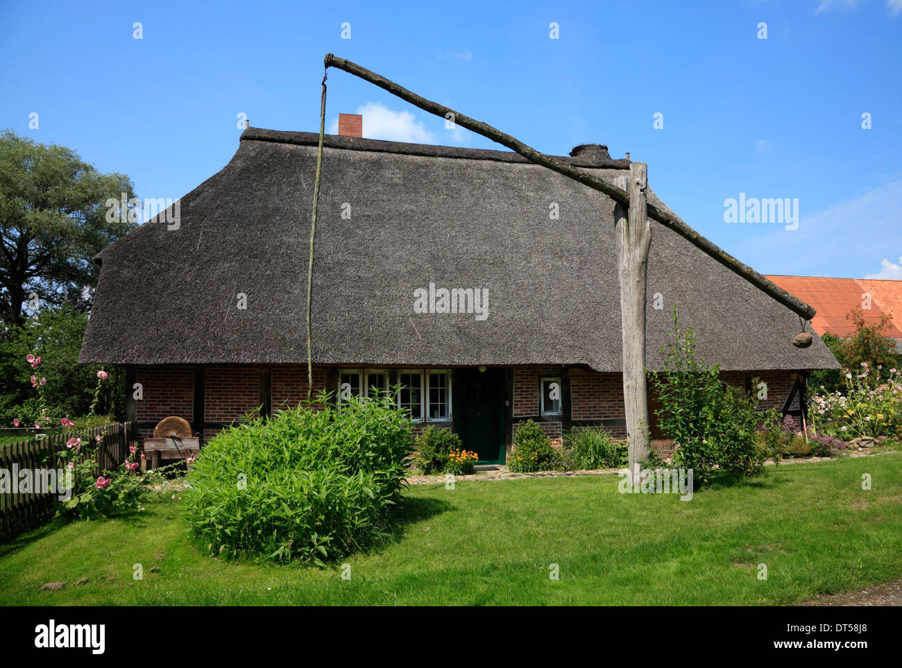 Pfarrwitwenhaus in Radegast near Bleckede, River Elbe, Lower Saxony ...