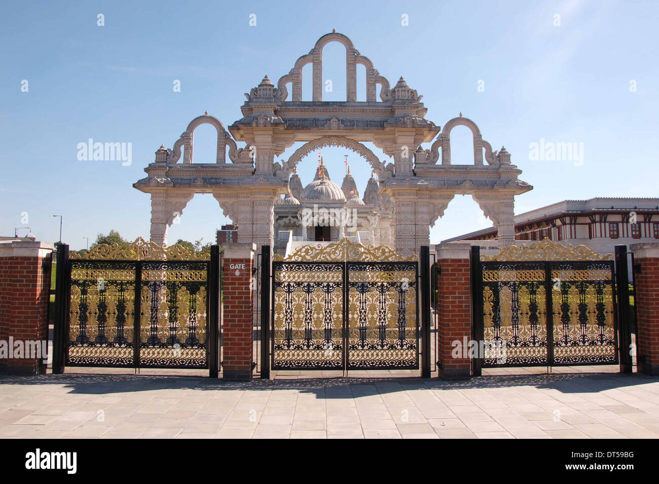 Neasden temple architecture hi-res stock photography and images - Alamy