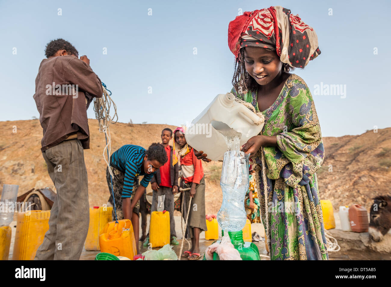 Water well africa hi-res stock photography and images - Alamy