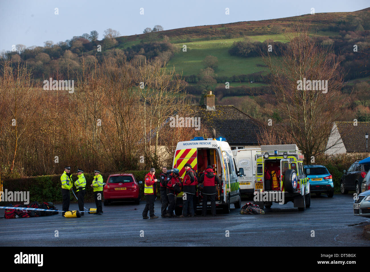 Brecon mountain rescue team hi-res stock photography and images - Alamy