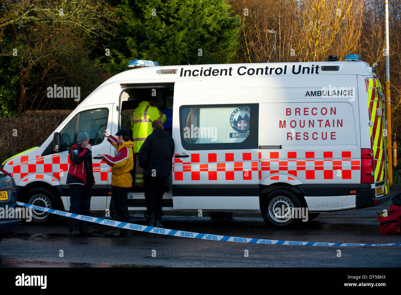 Brecon mountain rescue team hi-res stock photography and images - Alamy